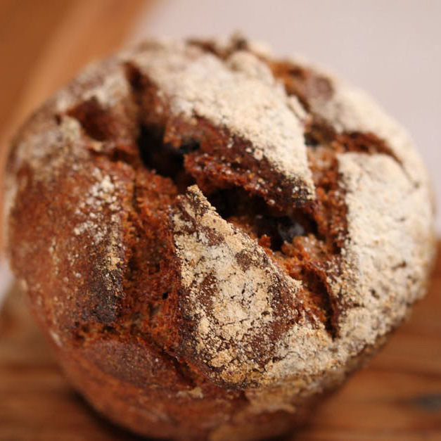 Kruh s čebulo in orehi – Tovarna olja Gea